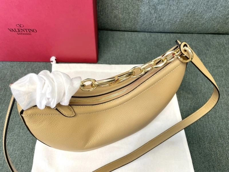 Bargain Valentino Hobo Bags