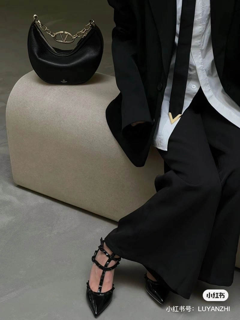 Affordable Valentino Hobo Bags