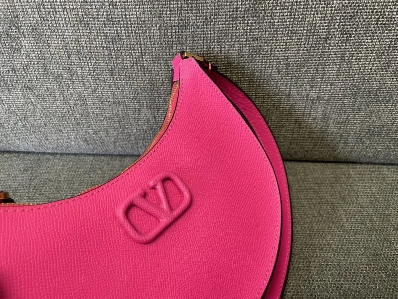 Top match Valentino Hobo Bags
