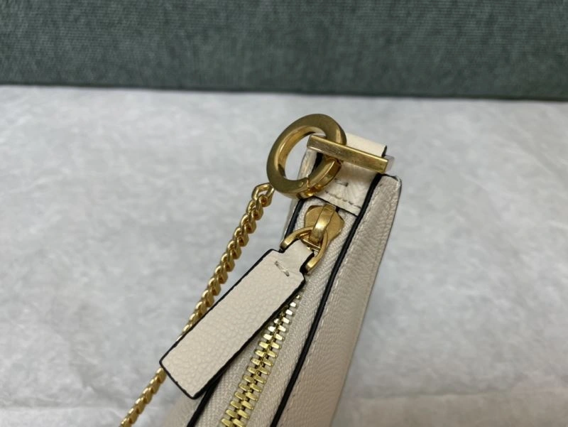 Bargain Valentino Hobo Bags