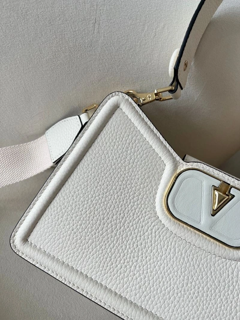 Top match Valentino Hobo Bags