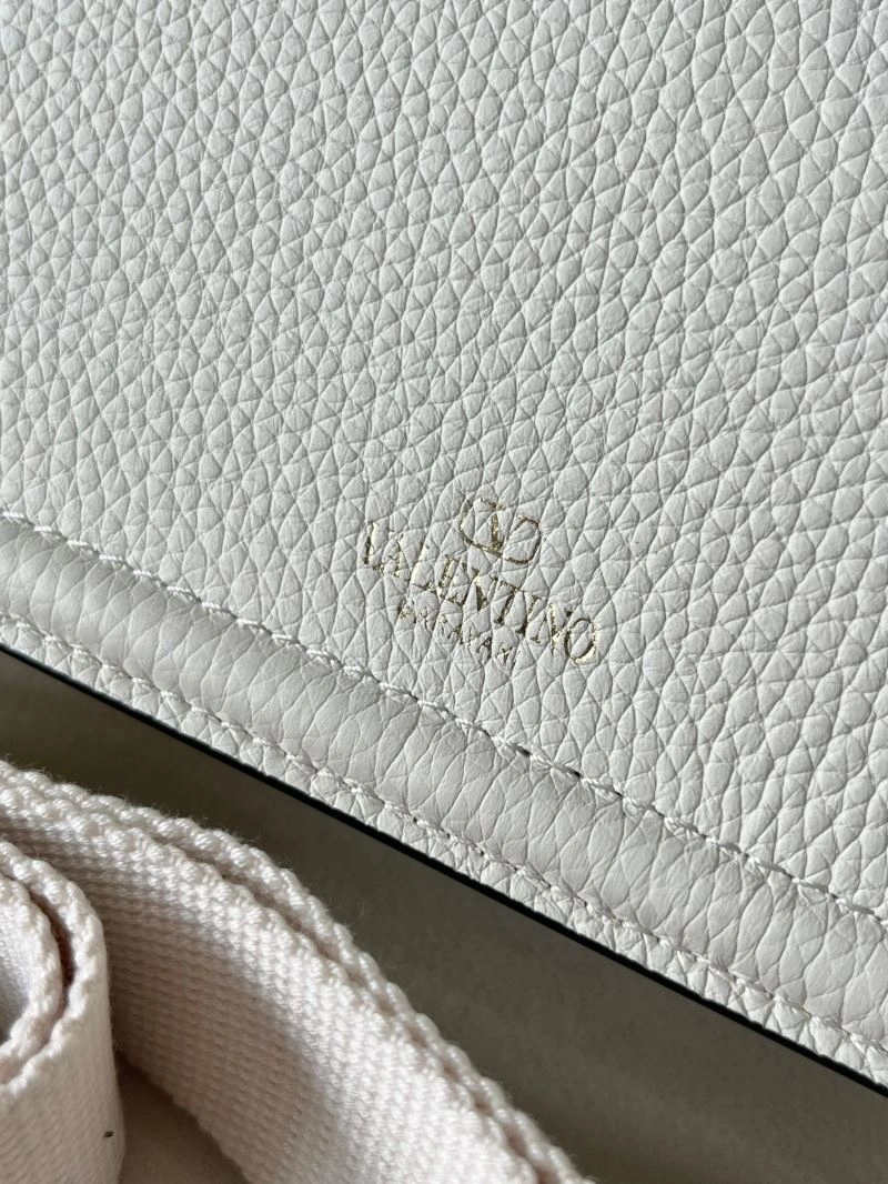 Top match Valentino Hobo Bags