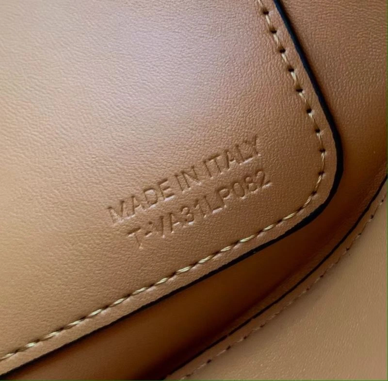 Reasonably priced Valentino Hobo Bags