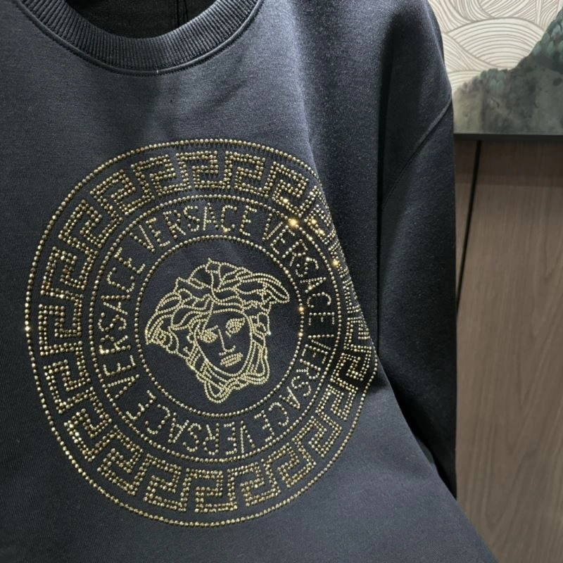 Top mirror Valentino Hoodies