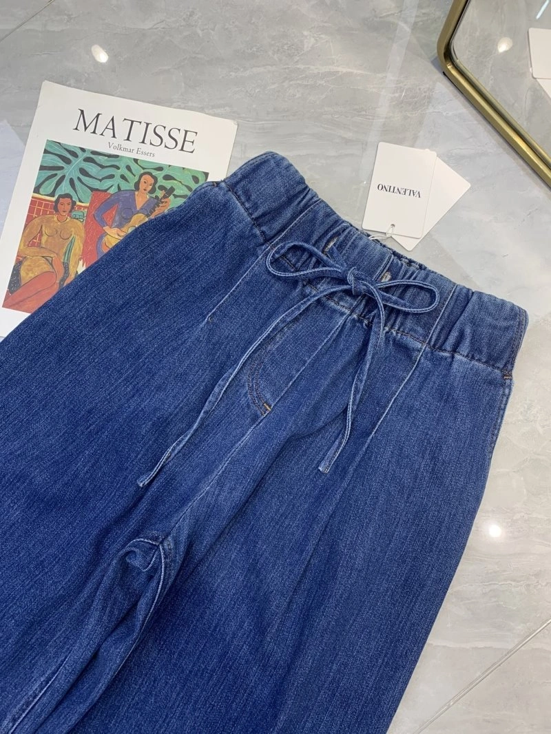 Inexpensive Valentino Jeans