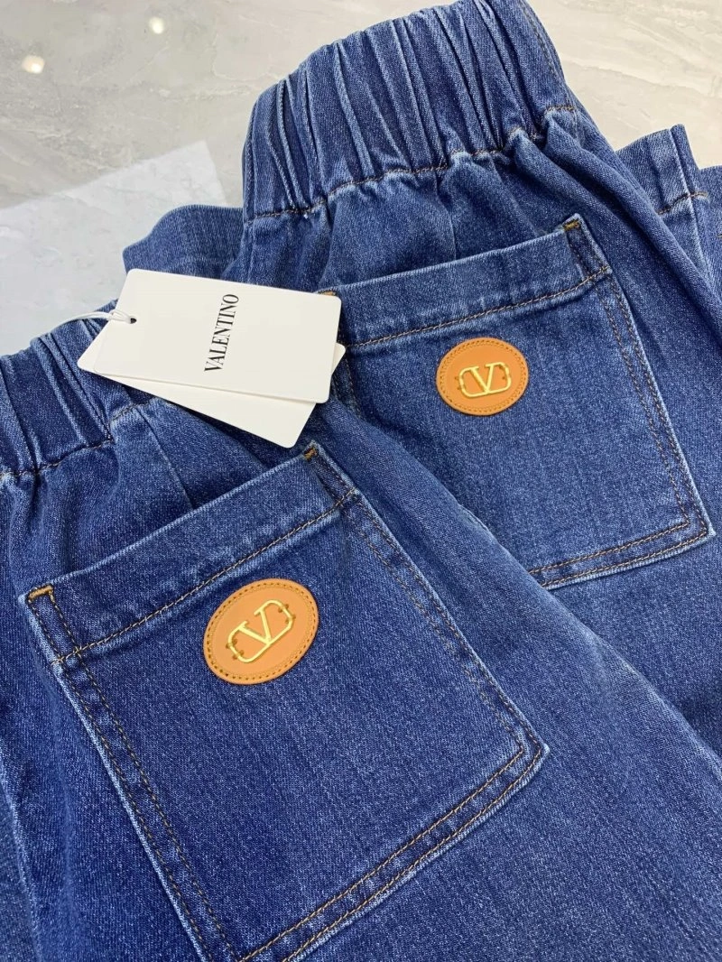 Inexpensive Valentino Jeans