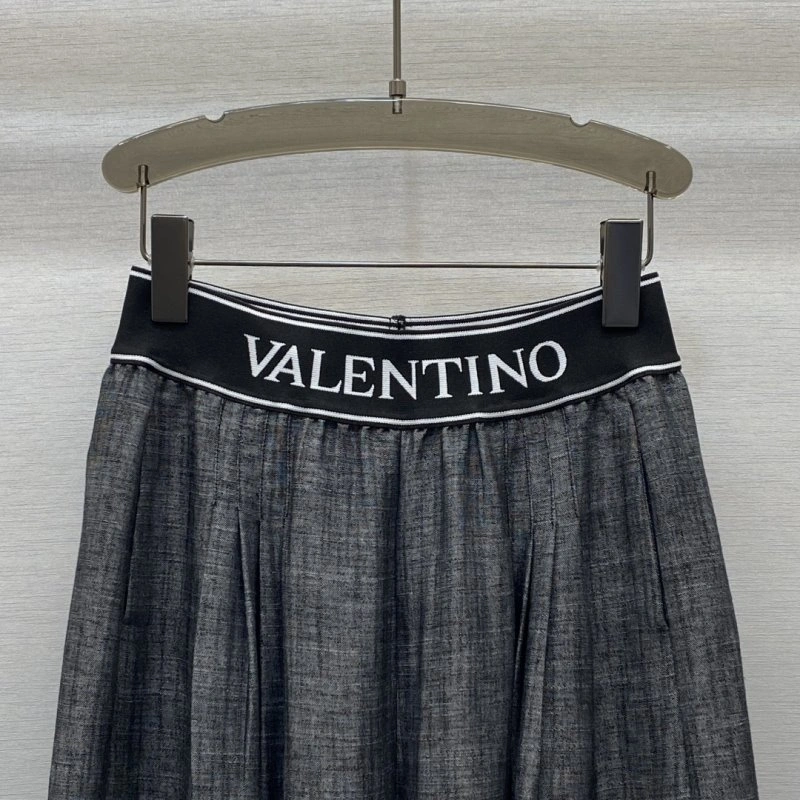 Bargain Valentino Jeans