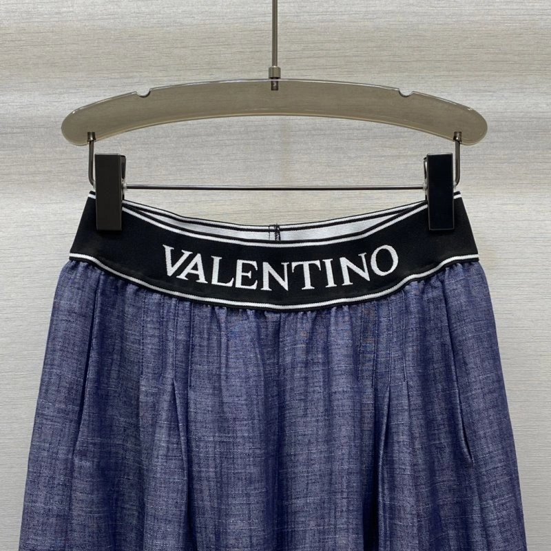 Bargain Valentino Jeans