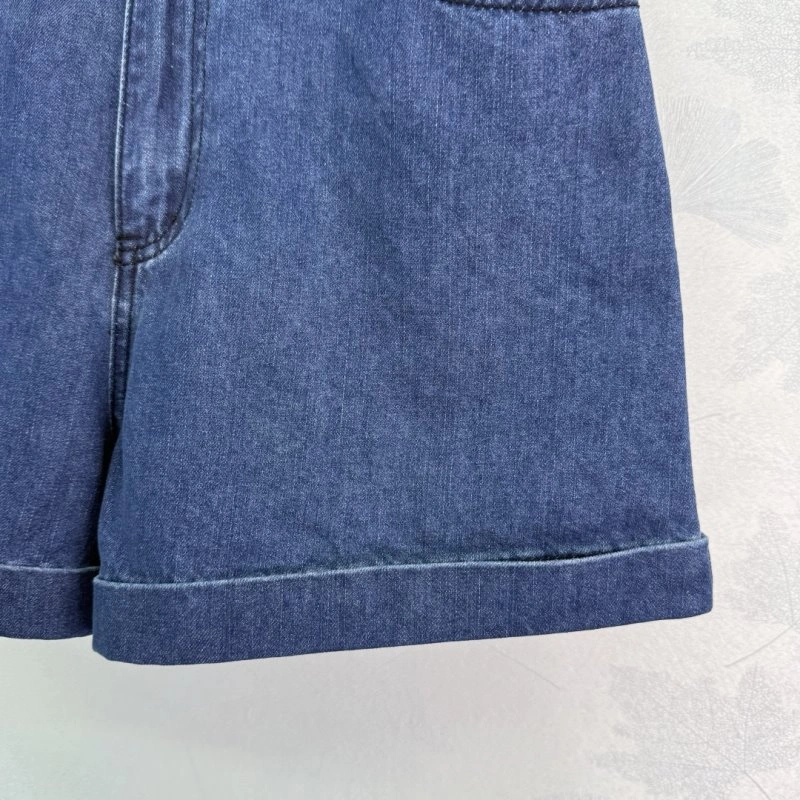 Cut-rate Valentino Jeans