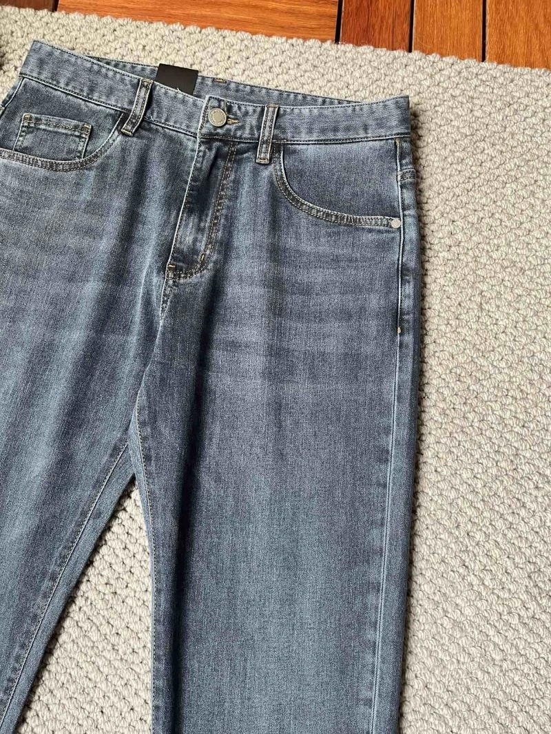 Brand-original Valentino Jeans
