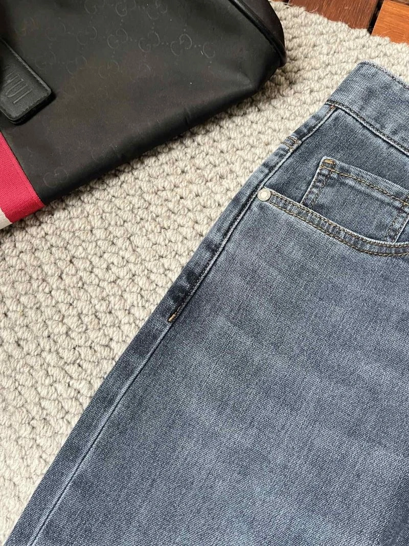 Brand-original Valentino Jeans