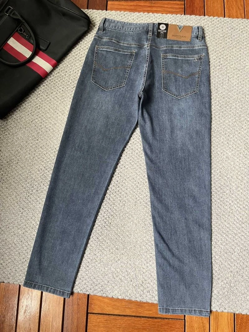 Brand-original Valentino Jeans