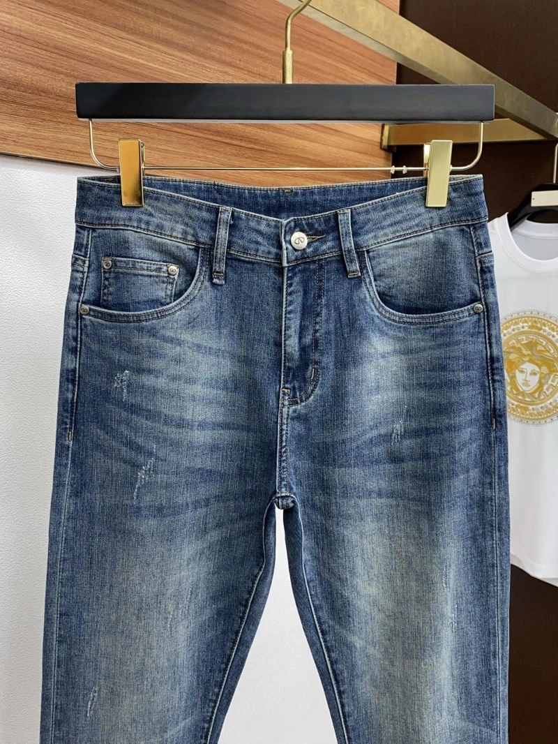 Bargain Valentino Jeans