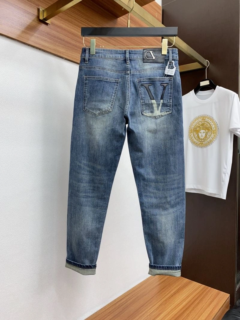 Bargain Valentino Jeans