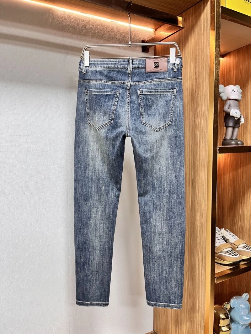 Bargain Valentino Jeans