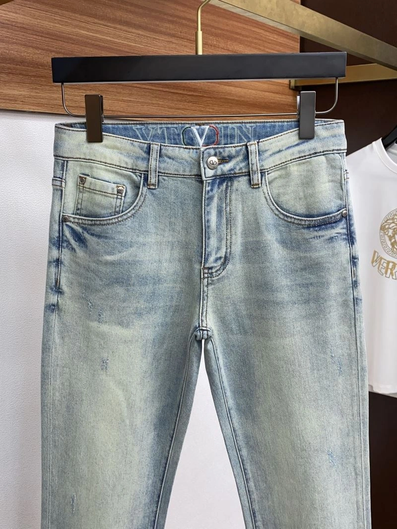 Top match Valentino Jeans