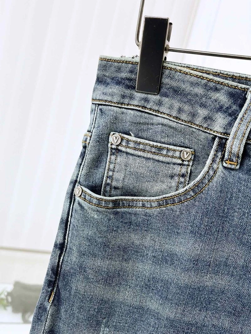 Inexpensive Valentino Jeans