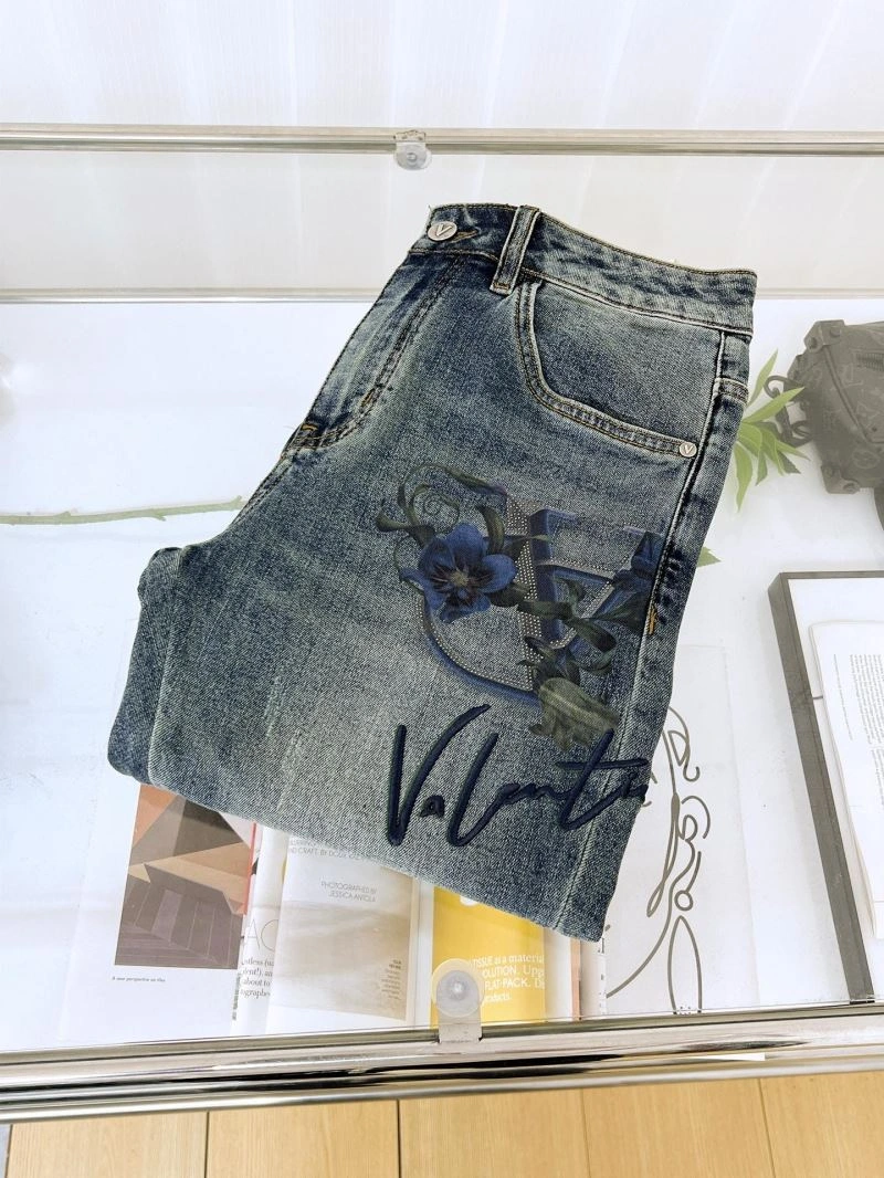 Inexpensive Valentino Jeans