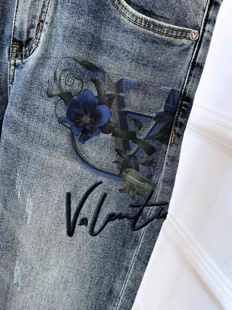 Inexpensive Valentino Jeans