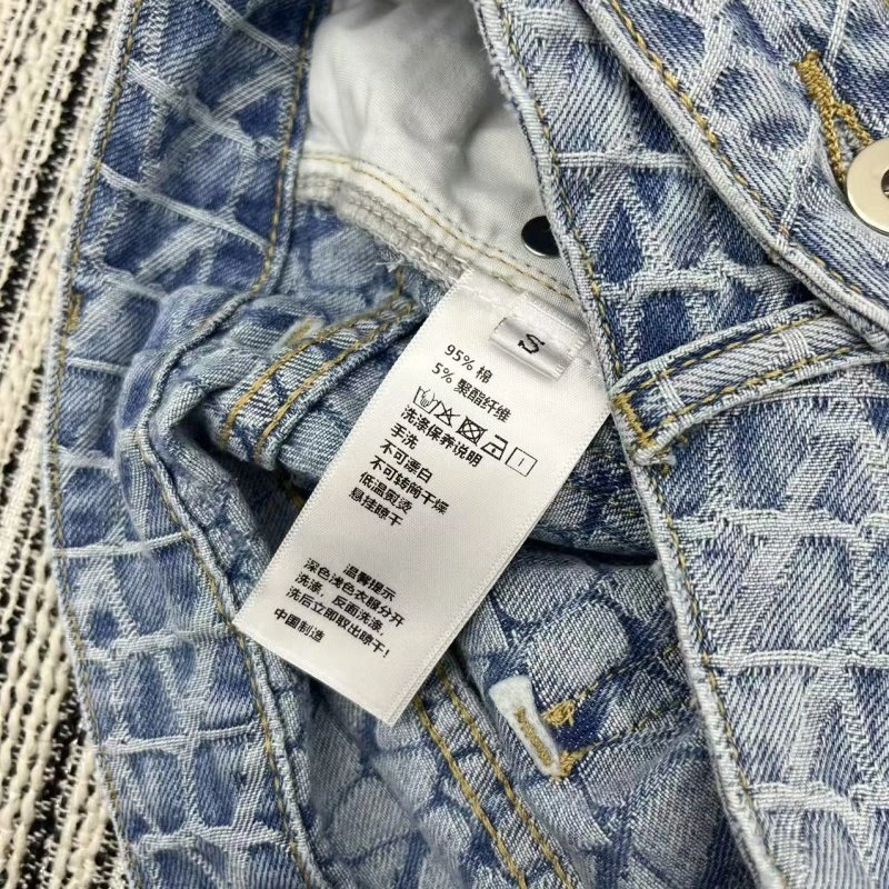 Top match Valentino Jeans