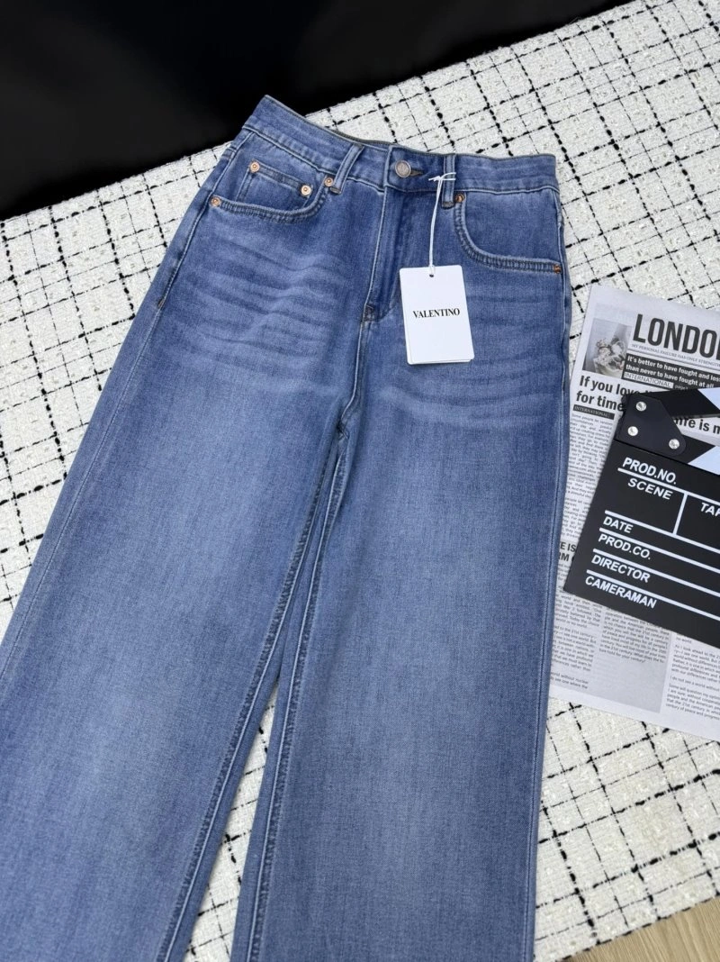 Cut-rate Valentino Jeans