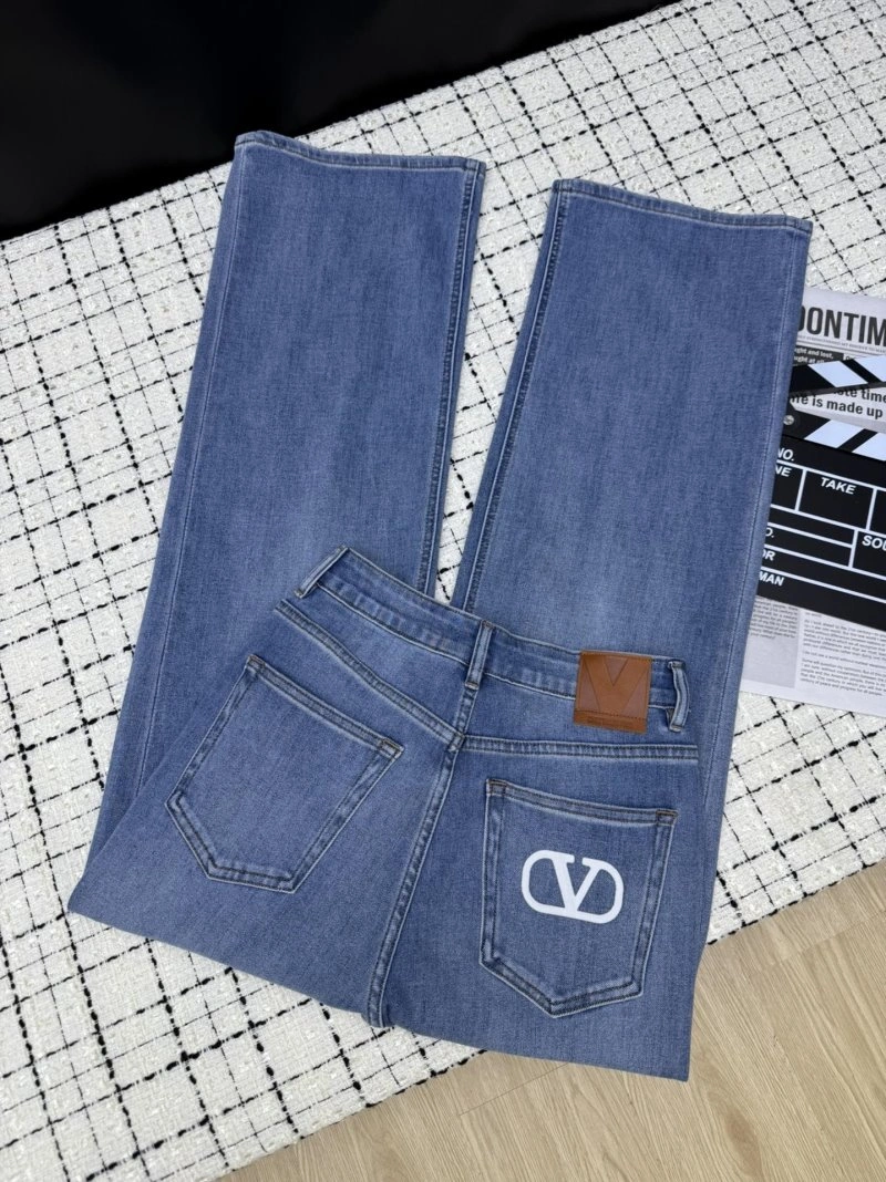 Cut-rate Valentino Jeans