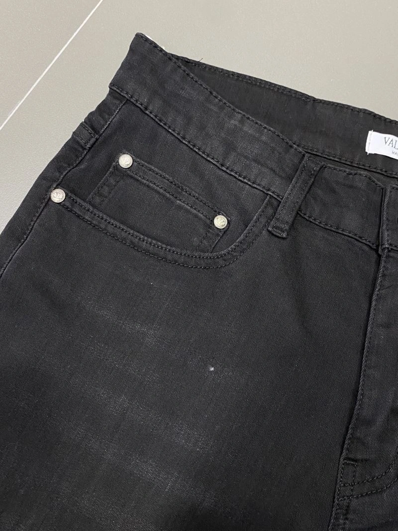 Value-priced Valentino Jeans