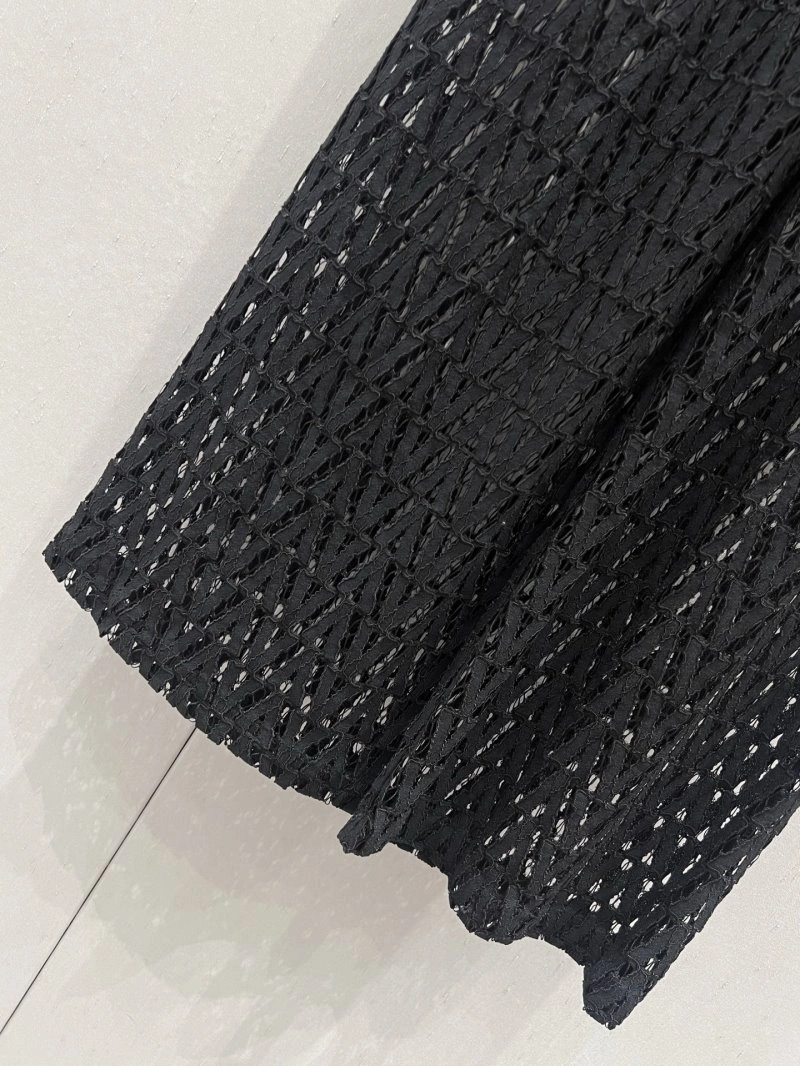 Value-priced Valentino Long Pants