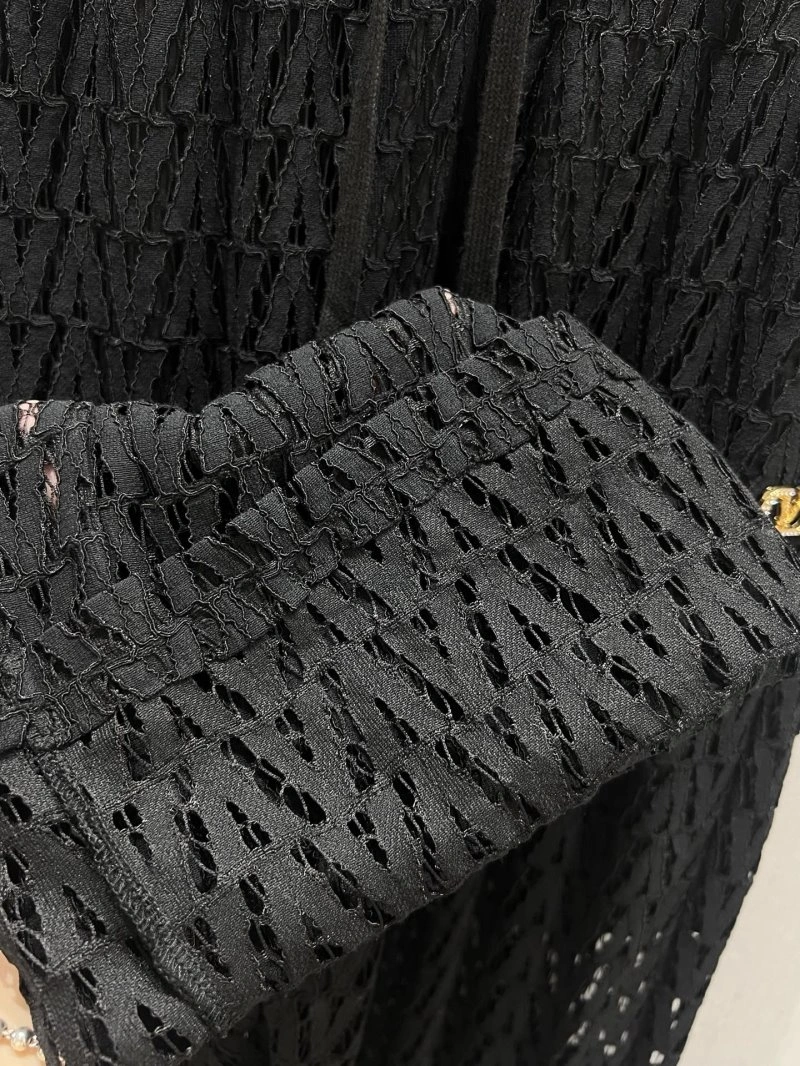 Value-priced Valentino Long Pants