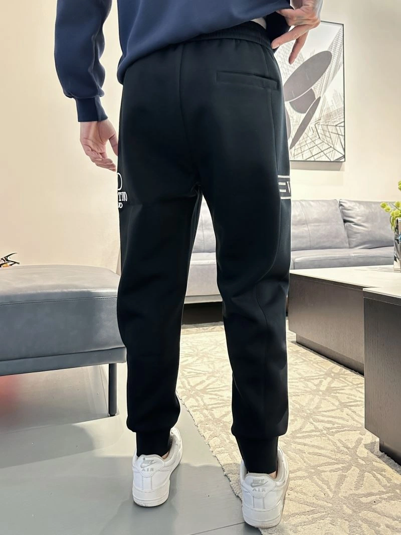 Accurate model Valentino Long Pants