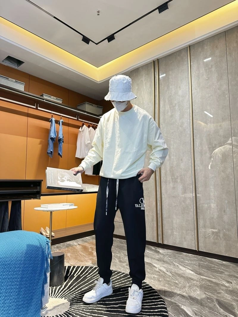 Top match Valentino Long Pants