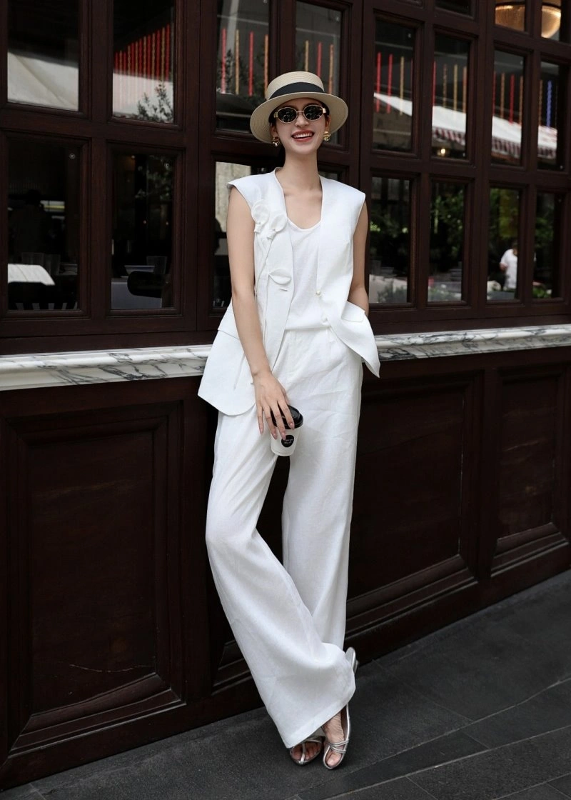 1:1 copy Valentino Long Suits