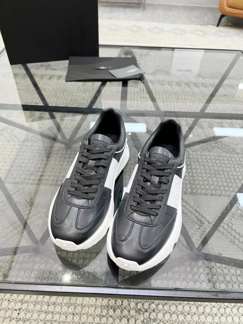 Cut-rate Valentino Low Shoes