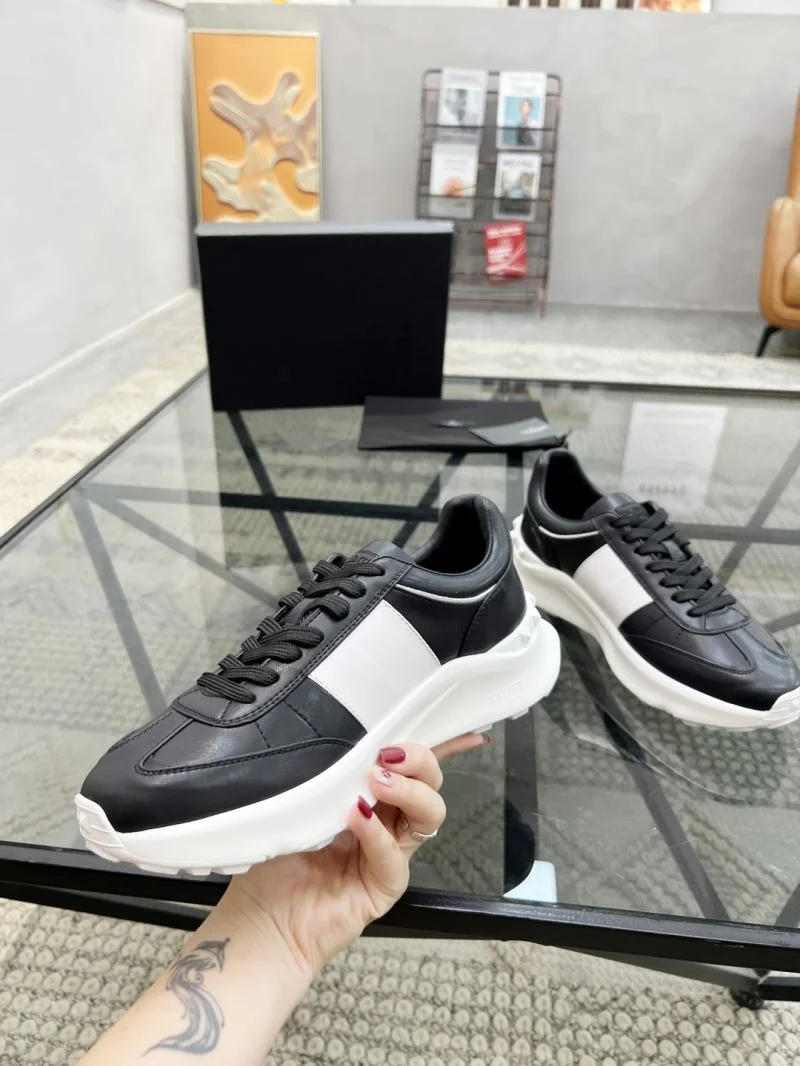 Cut-rate Valentino Low Shoes
