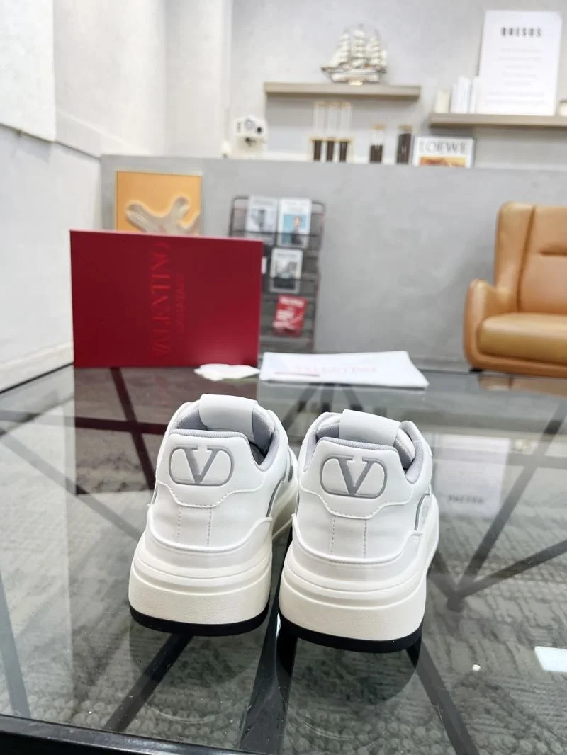 Mirror quality Valentino Low Shoes