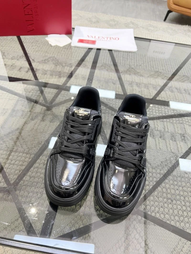 Top mirror Valentino Low Shoes