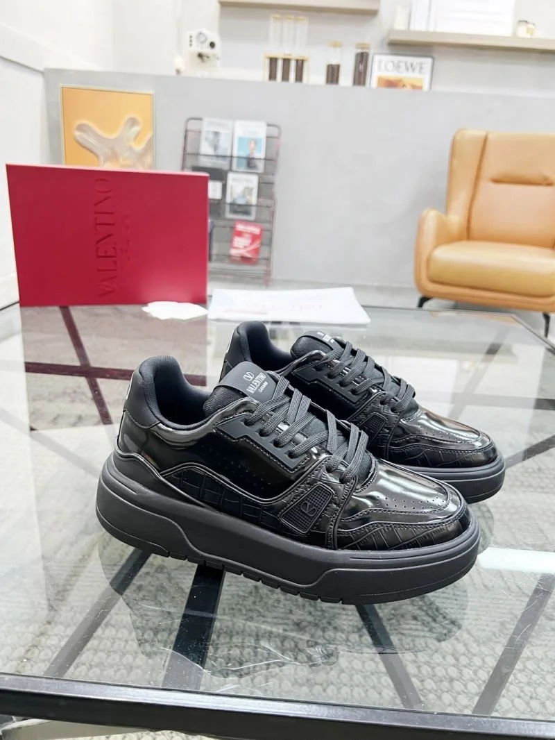 Economical Valentino Low Shoes