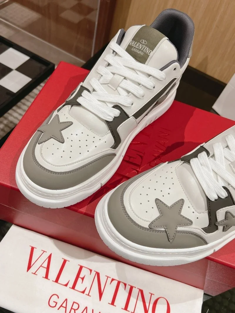 Reasonably priced Valentino Low Shoes