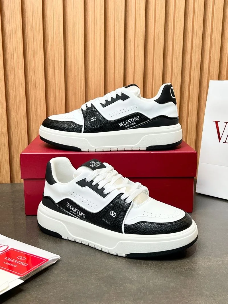 High accuracy Valentino Low Shoes