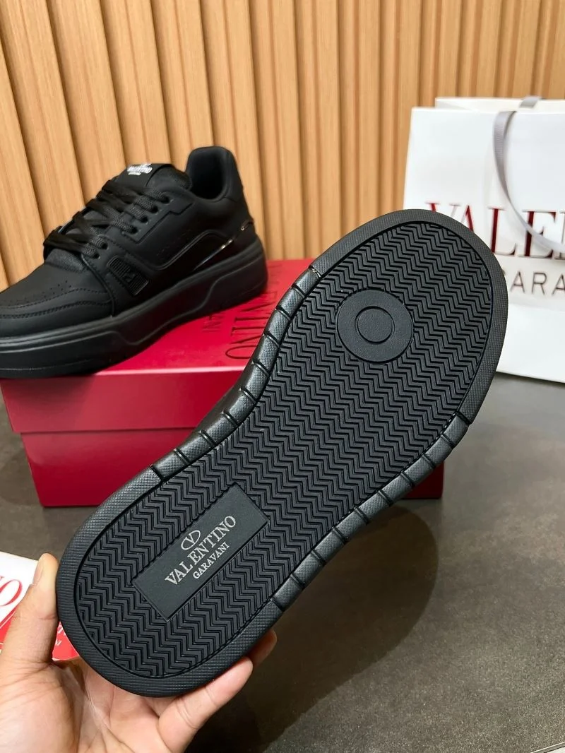 Indistinguishable Valentino Low Shoes