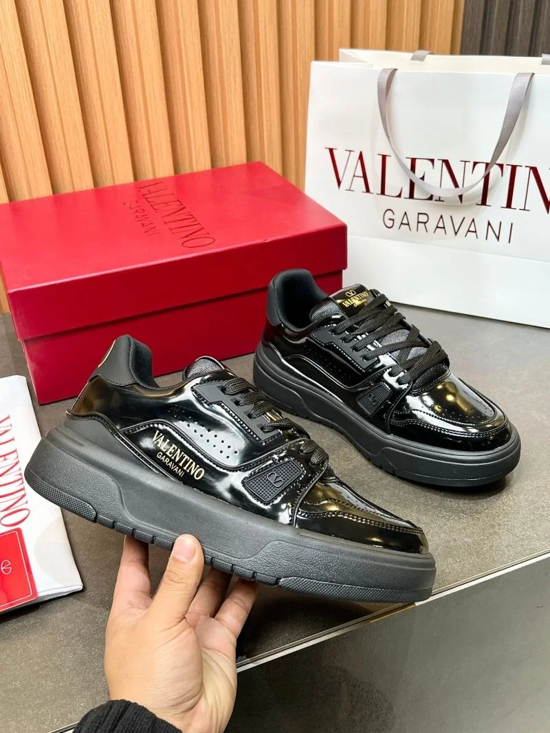 Precise copy Valentino Low Shoes