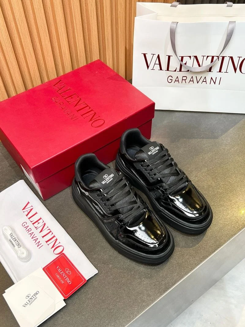 Top mirror Valentino Low Shoes
