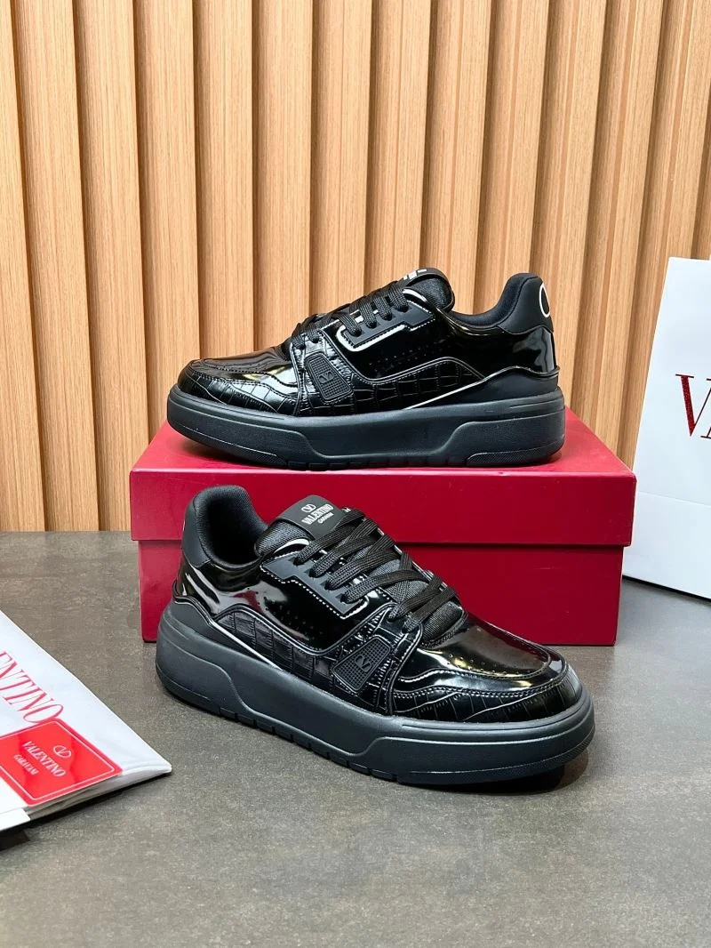 Top mirror Valentino Low Shoes