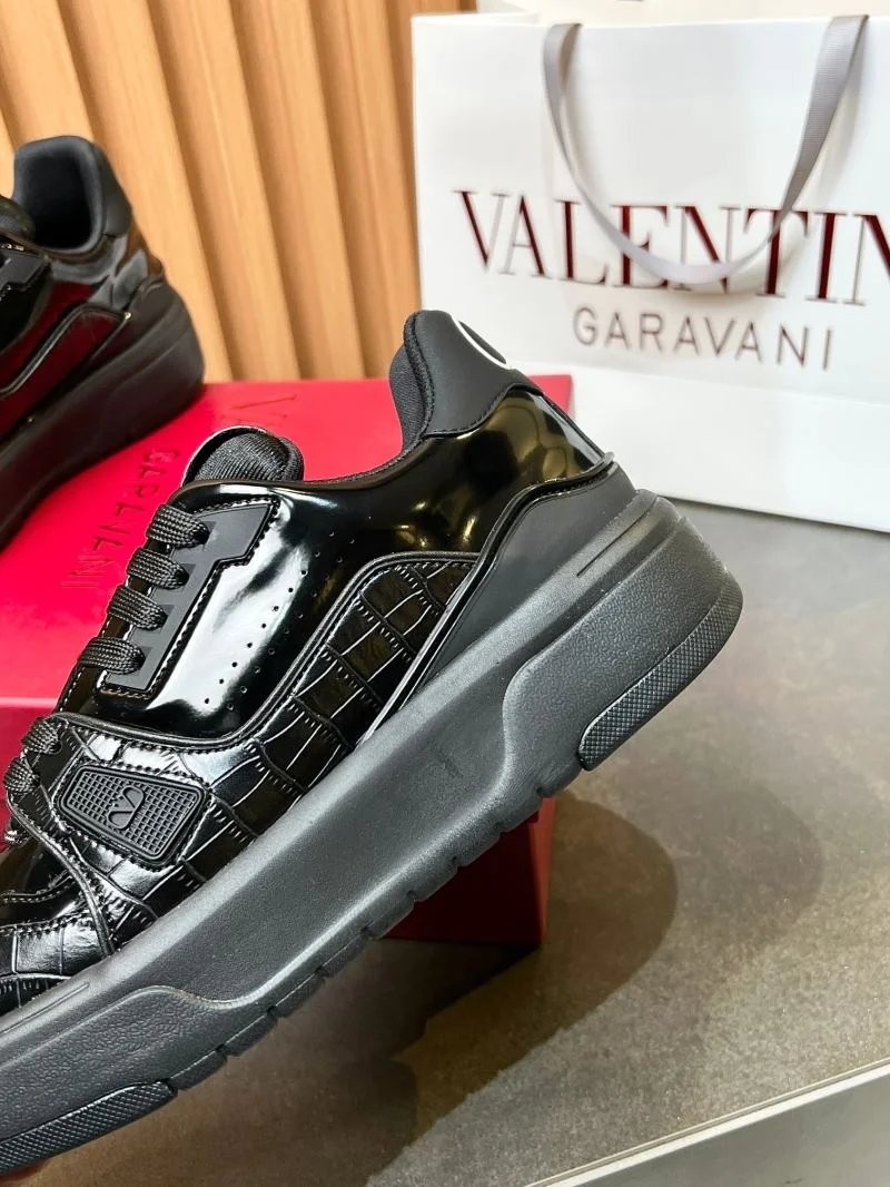 Top mirror Valentino Low Shoes