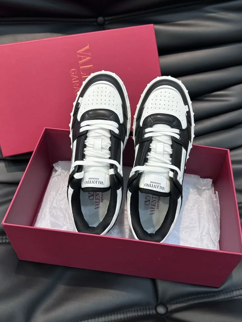 Mirror quality Valentino Low Shoes