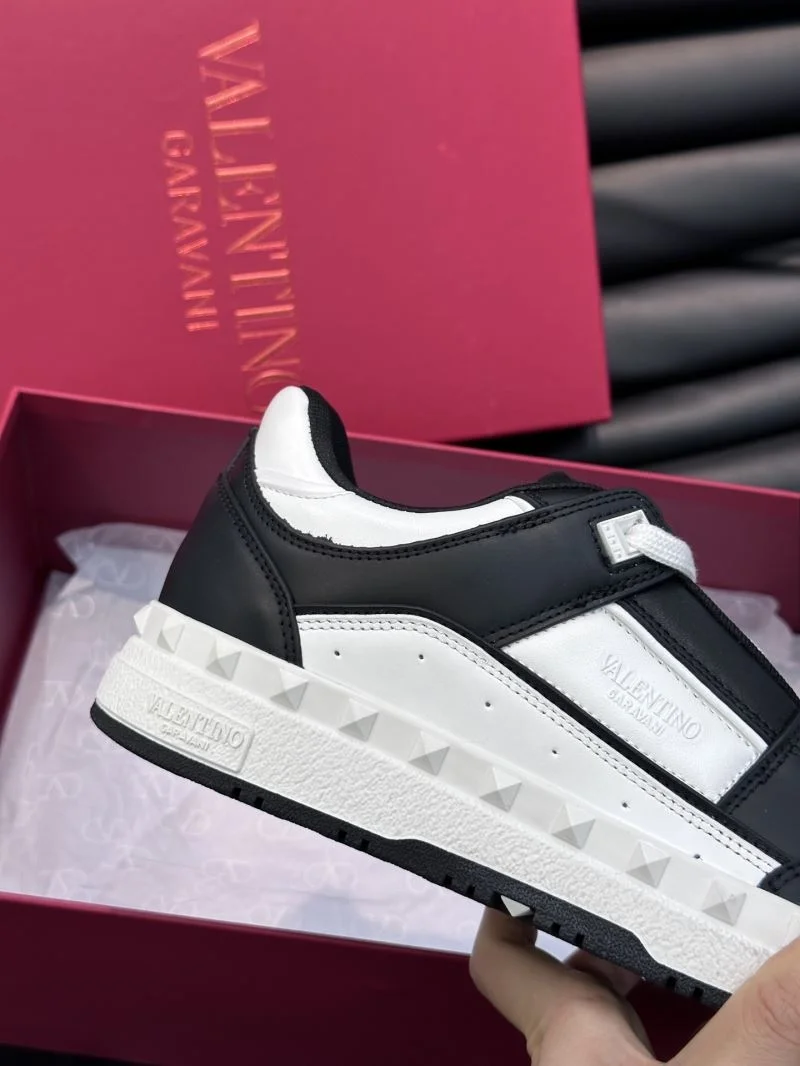 Mirror quality Valentino Low Shoes