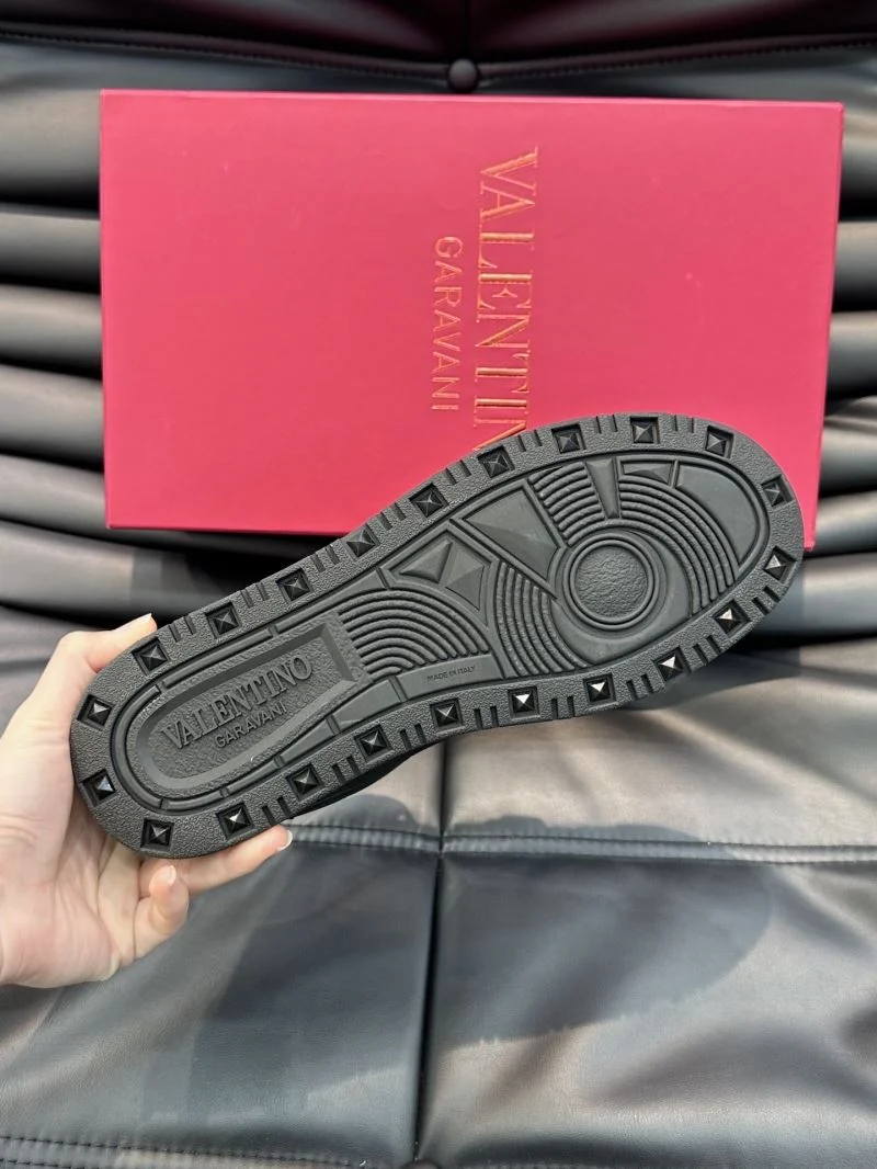 Cut-rate Valentino Low Shoes