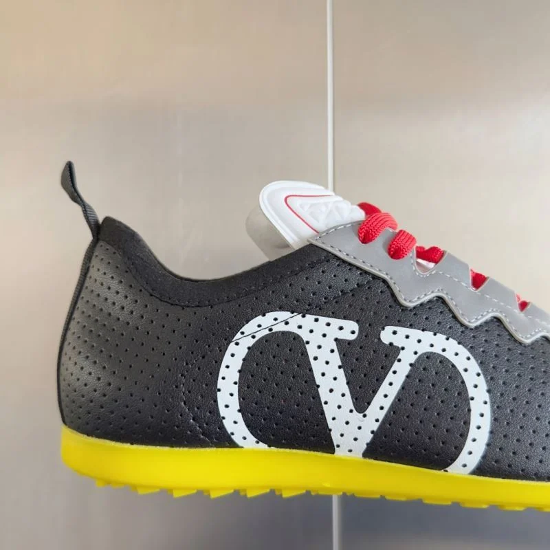 Mirror quality Valentino Low Shoes