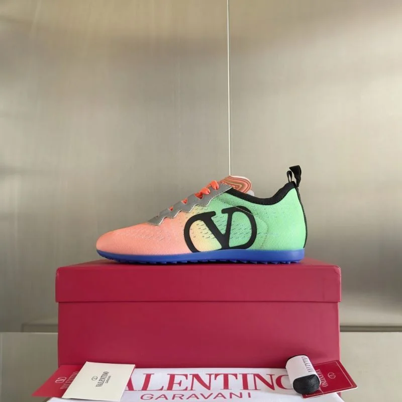 High accuracy Valentino Low Shoes