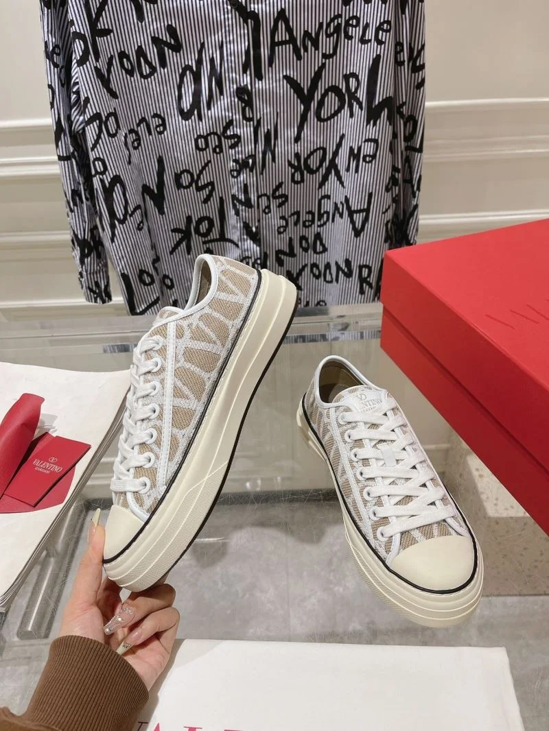 Budget-friendly Valentino Low Shoes